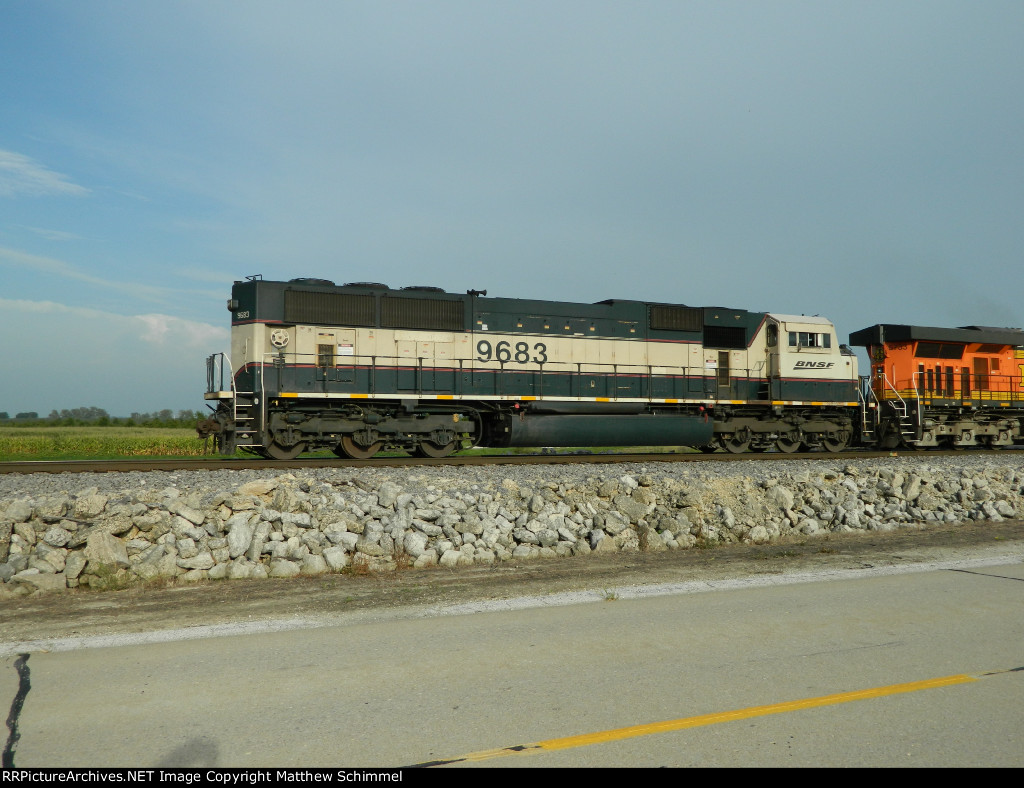 BNSF 9683 - DPU #2